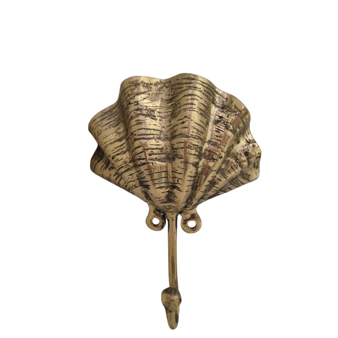 Brass Clam Shell Coat Hook: Coastal Elegance Awaits - Azure Decor